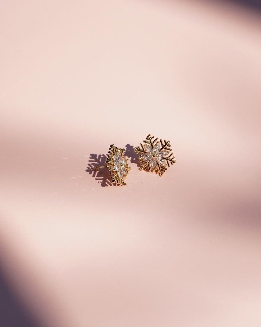 Snowflake Earring - accessoryaddicted